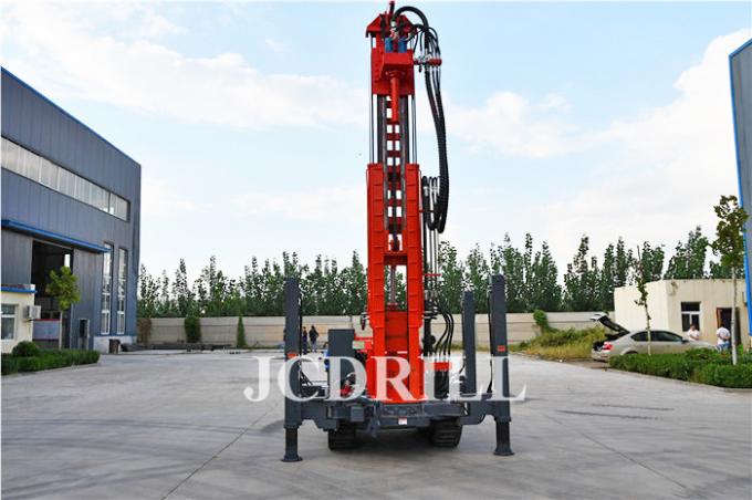 Hydraulic Crawler Mounted 200m Water Well Drilling Rig Machine